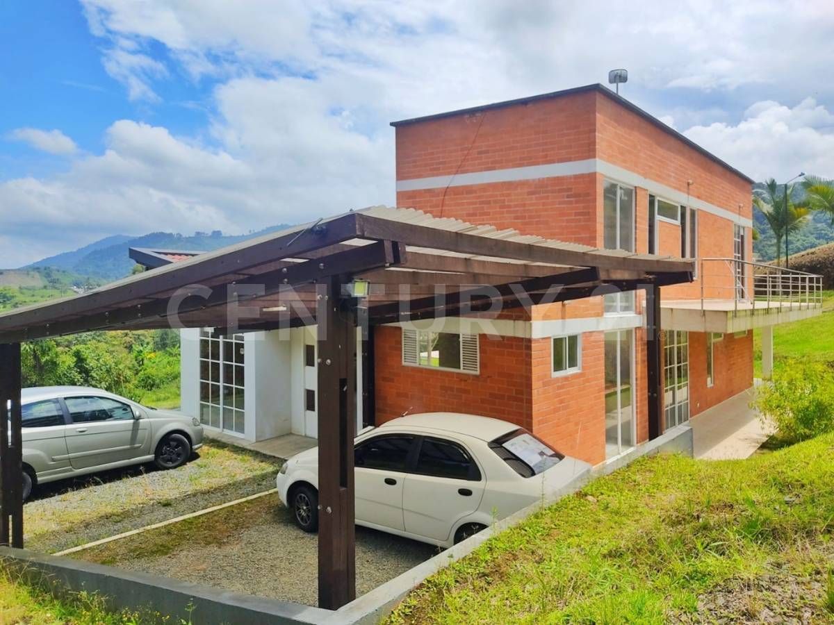 Inmueble en Arriendo, Casa en SANTA ROSA DE CABAL, Santa Rosa De Cabal ...