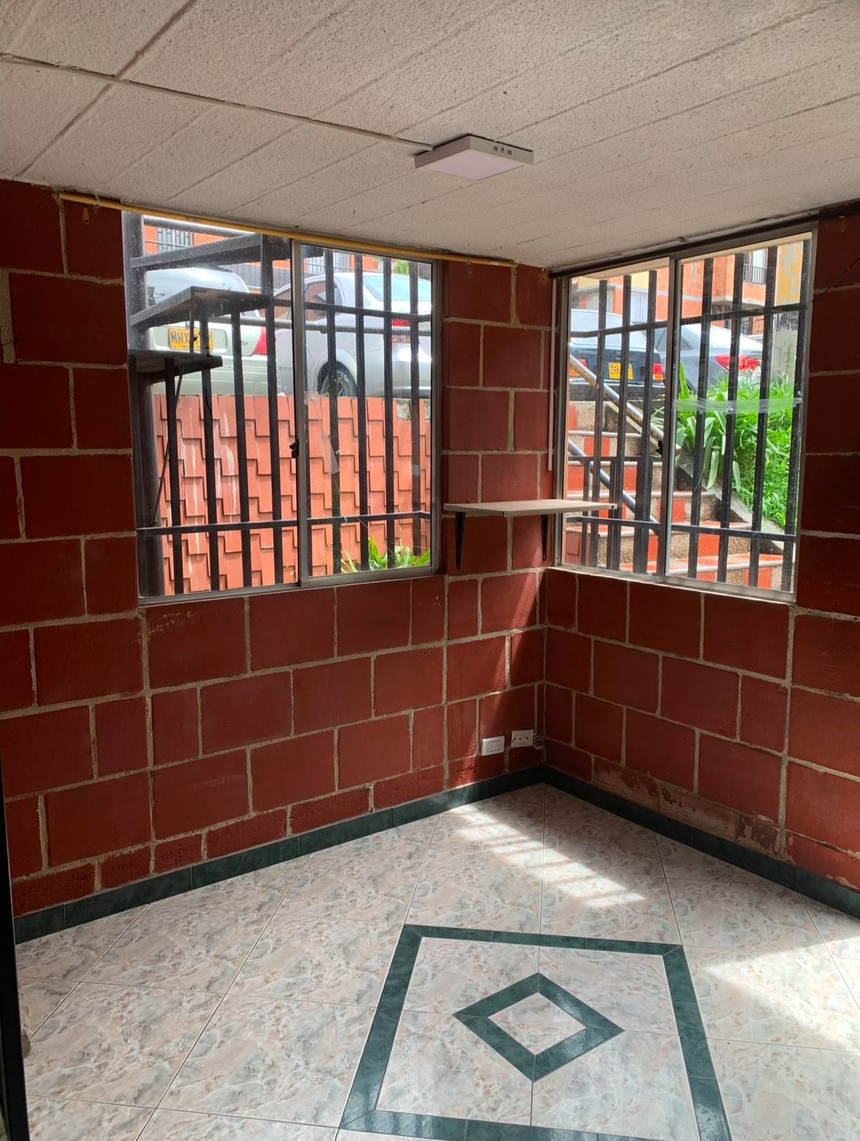 Inmueble en Arriendo, Casa en Urbanización San Simón, Bello