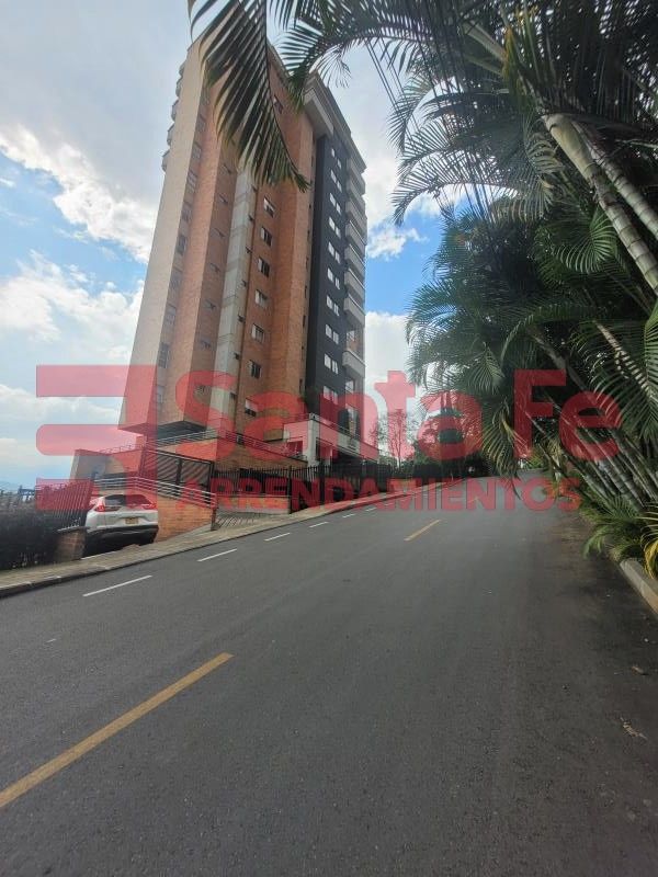 Inmueble en Arriendo, Apartamento en Uribe Ángel, Envigado