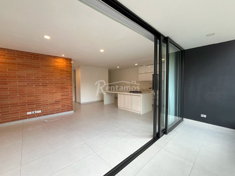 Inmueble en Arriendo, Apartamento en Uribe Ángel, Envigado