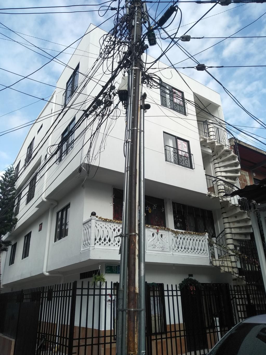 Inmueble en Arriendo, Apartamento en URBANIZACIÓN LA BASE (PLANTA Y ...