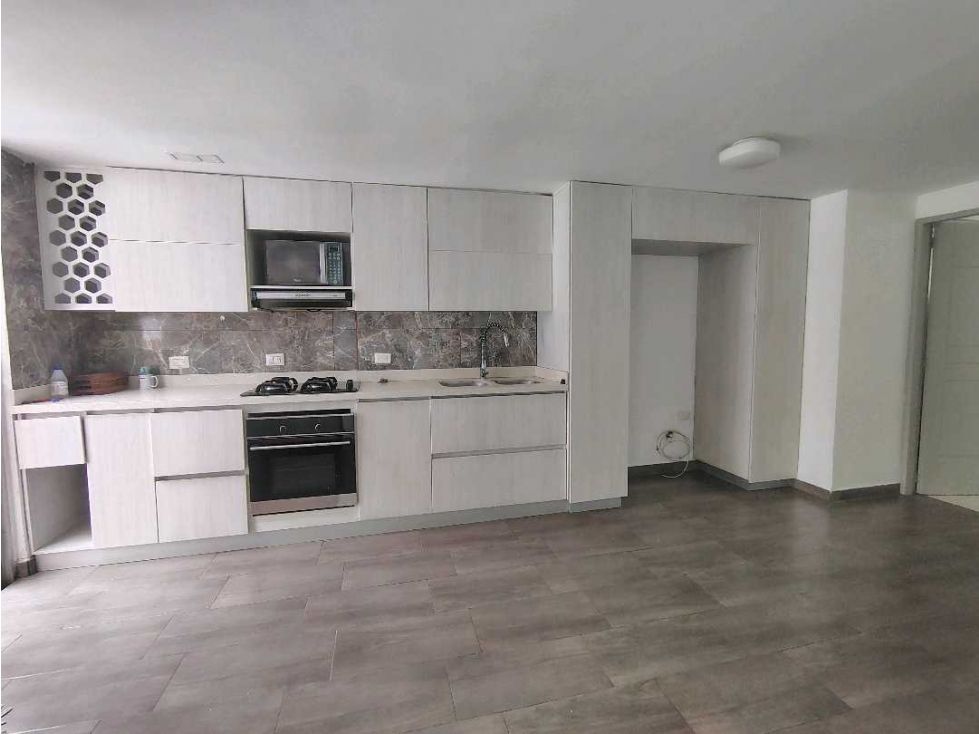 Inmueble en Arriendo, Casa en EL TESORO, Medellín, Precio $ 9.500.000,00