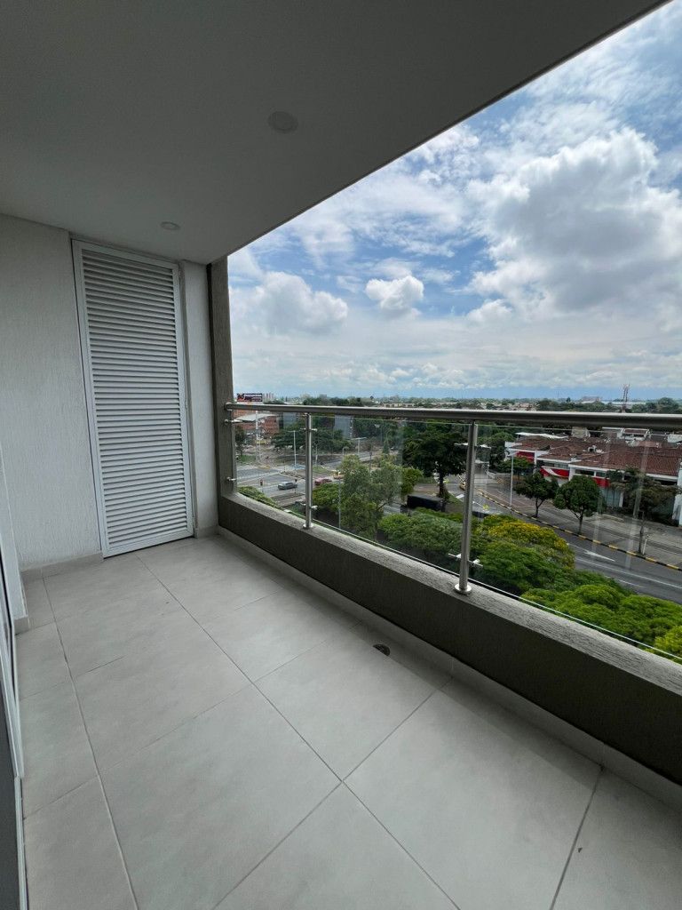 Inmueble en Arriendo, Apartamento en Urbanización La Flora, Cali ...