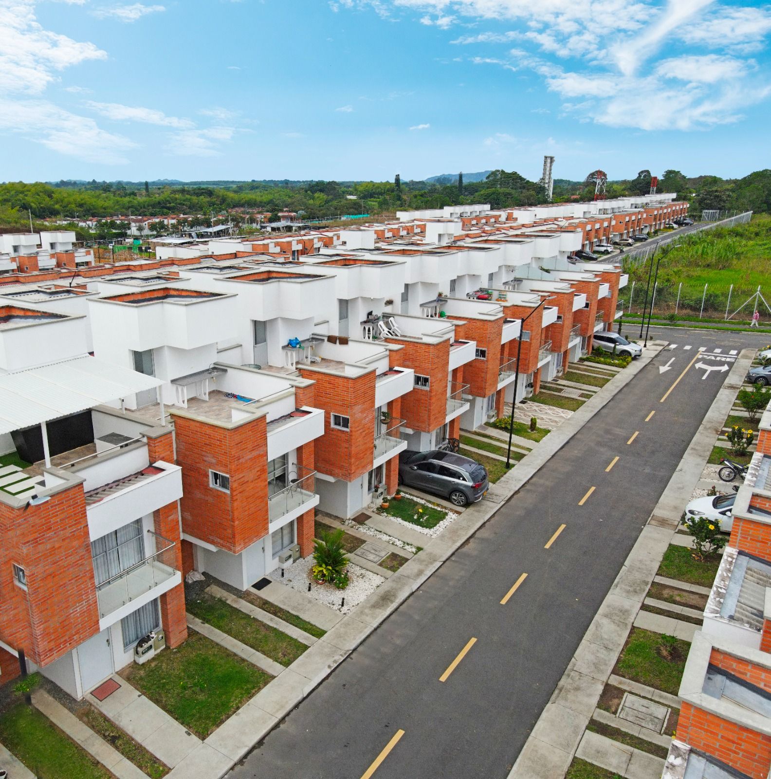 proyecto de vivienda Reservas del Campo de OPTIMO INVERSIONES Y PROYECTOS SAS en Otros, Pereira